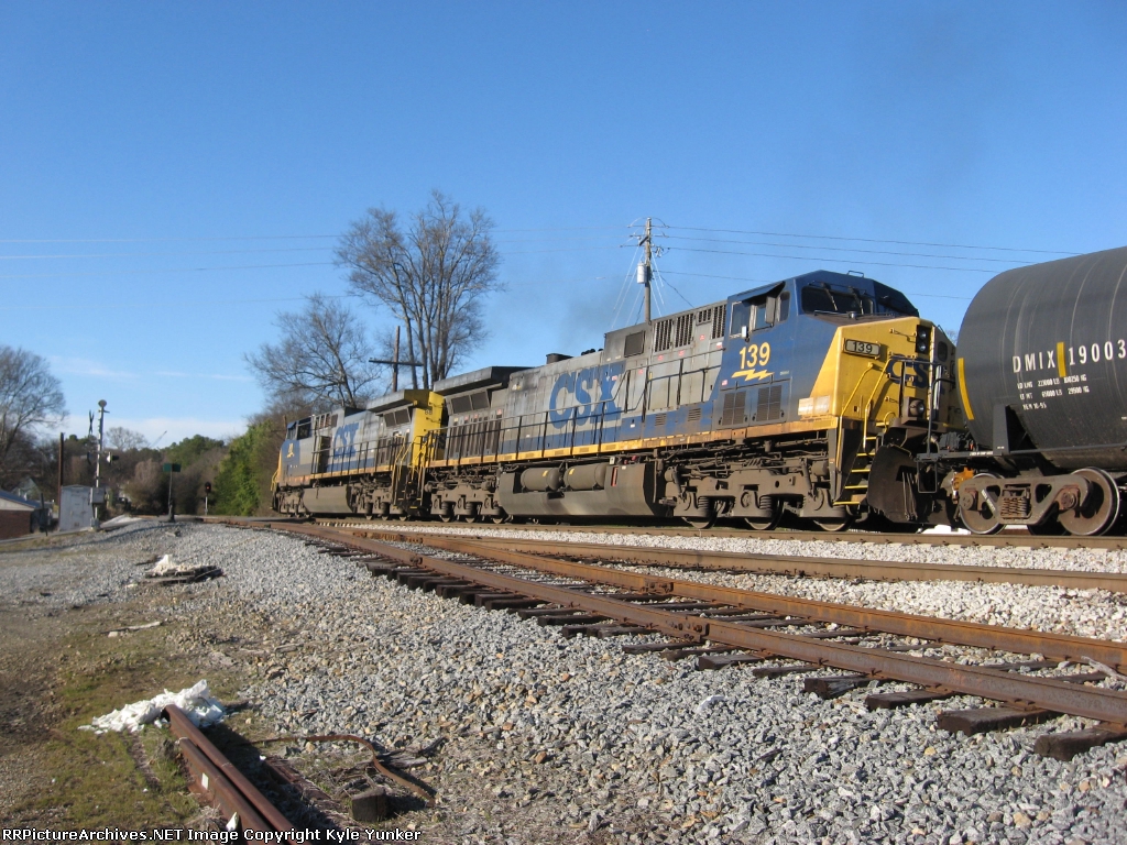 NB freight Q699 on the heels of N105